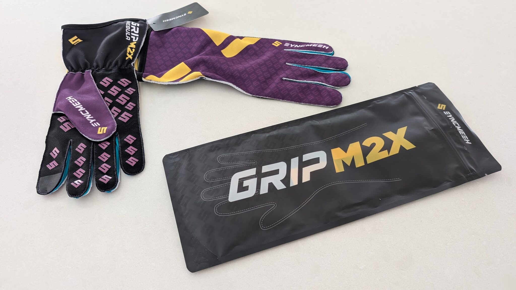 The Best Sim Racing Gloves Buyer’s Guide
