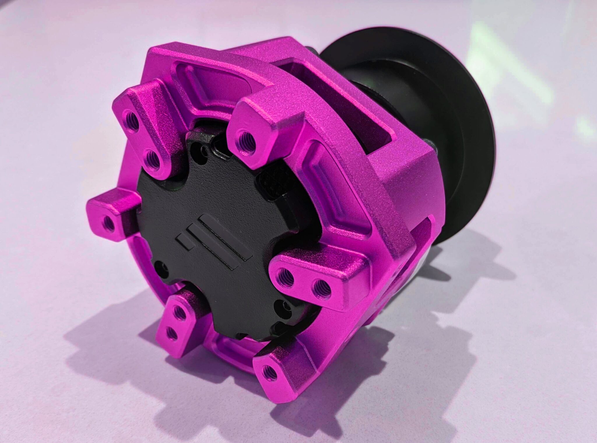 Fanatec Podium Hub: fit any wheel to a Fanatec wheelbase