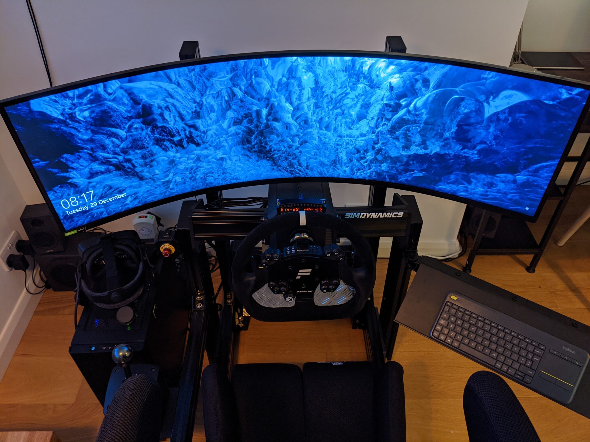 The Best Monitors for Sim Racing - Buyer's Guide