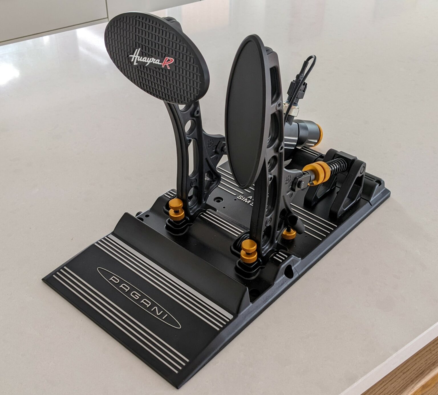 Asetek SimSports™ Pedal Set Pagani Huayra R Edition Review