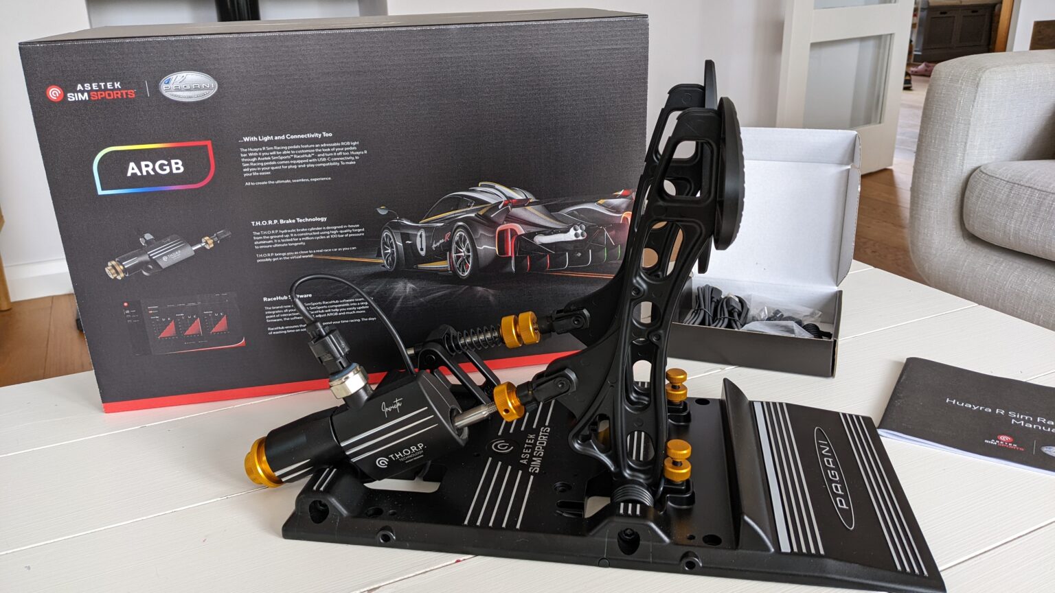 Asetek SimSports™ Pedal Set Pagani Huayra R Edition Review