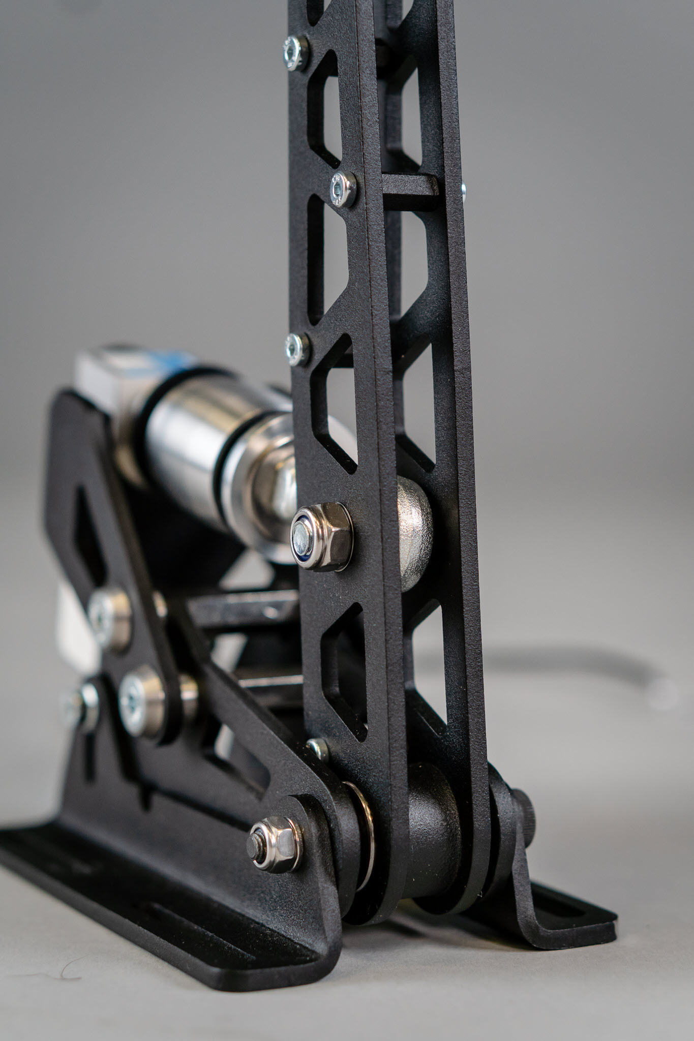 The Best Sim Racing Handbrakes – Buyer’s Guide: 2025 Edition