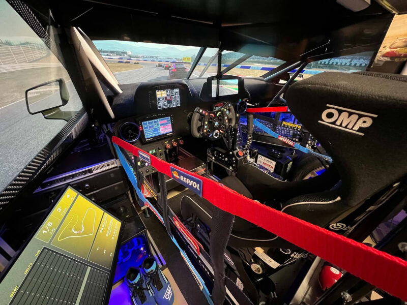 Opinion: VR or Triple Monitors - Which is Best for Sim Racing?