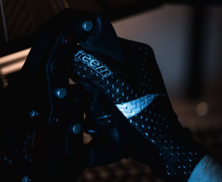 The Best Sim Racing Gloves Buyer's Guide: 2025 Edition