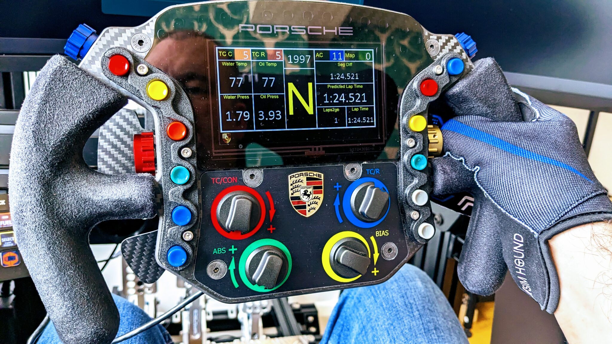 The Best Sim Racing Gloves Buyer's Guide: 2025 Edition