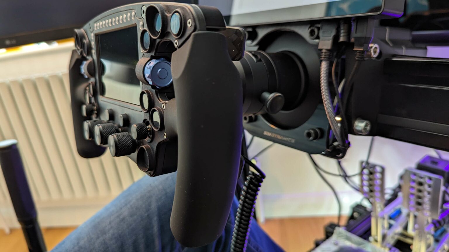 Leoxz XF1-Pro - The Flagship Budget Formula Sim Wheel