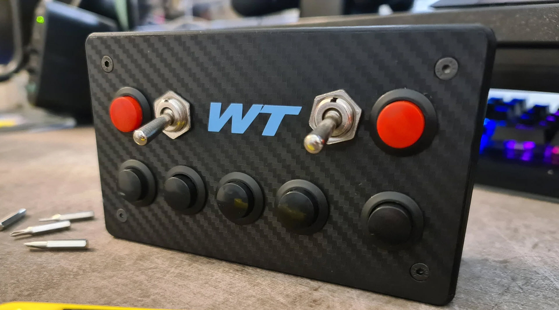 Sim Racing Button Boxes: Buyer's Guide 2024 Edition