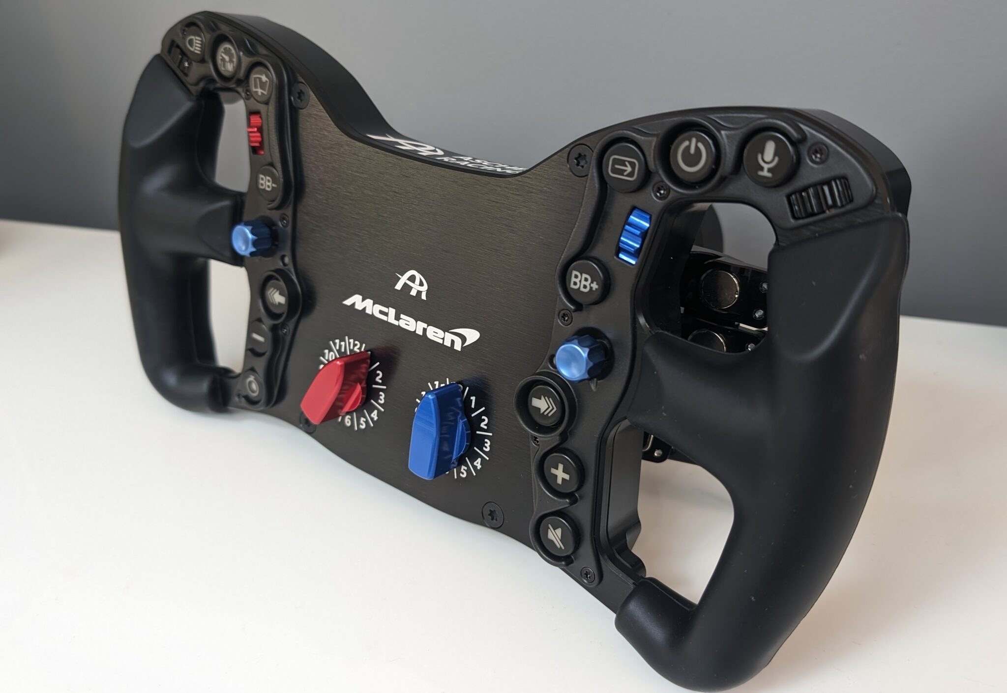 The Best Sim Racing Wheels: Our Ultimate Buyer's Guide