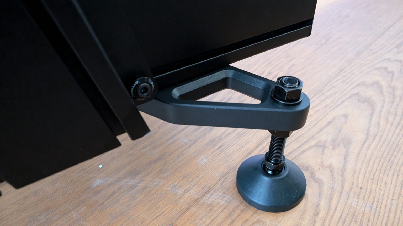 Sim-Lab P1-X Pro Cockpit Review: First Impressions