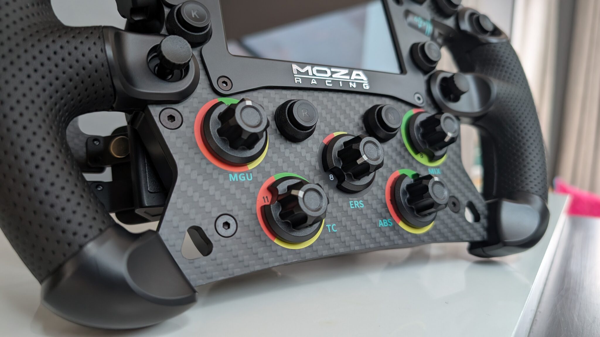 MOZA Racing FSR2 Formula Wheel and CM2 Dash Review